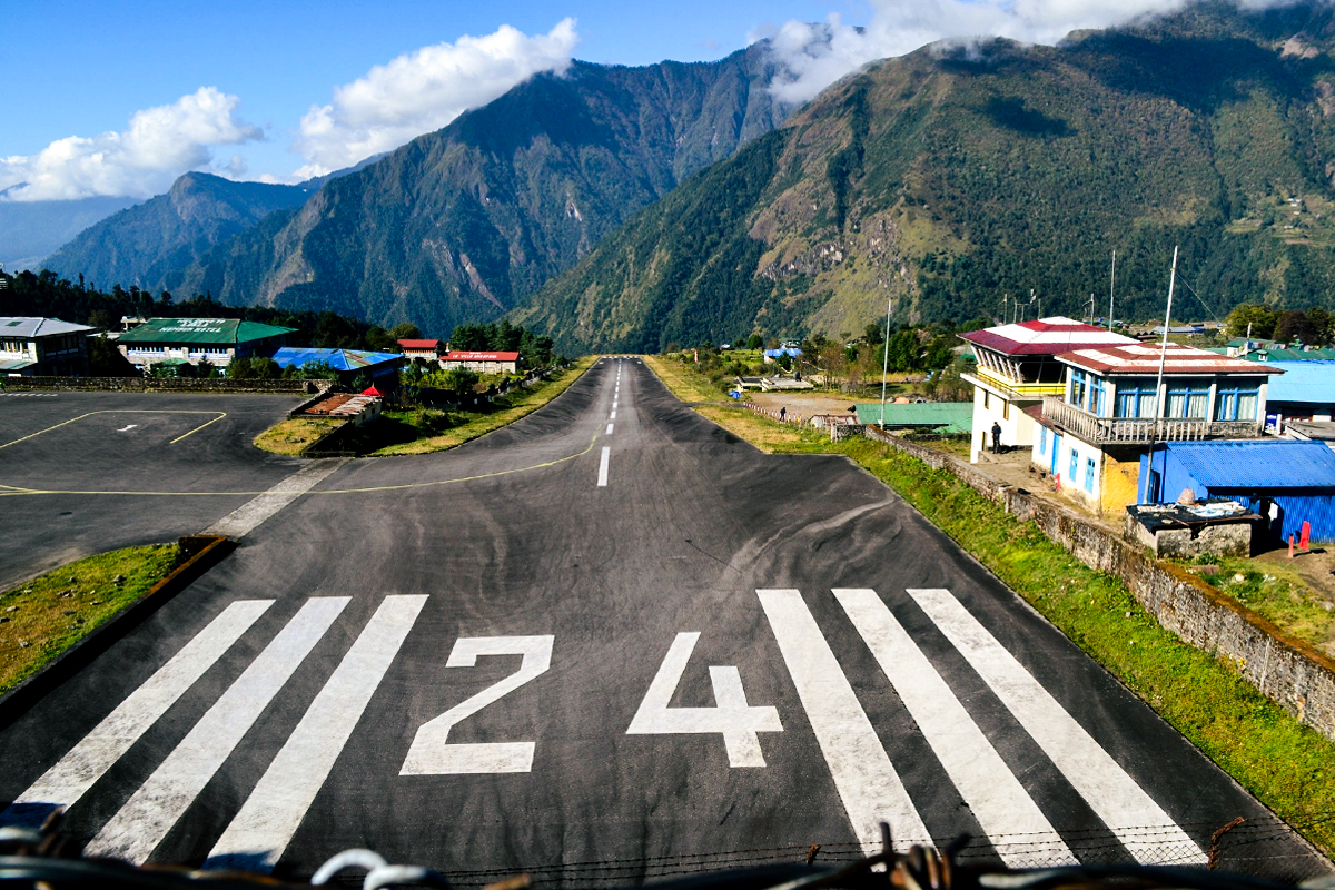 Tenzin Hillary/Lukla Airport: Everest Gateway